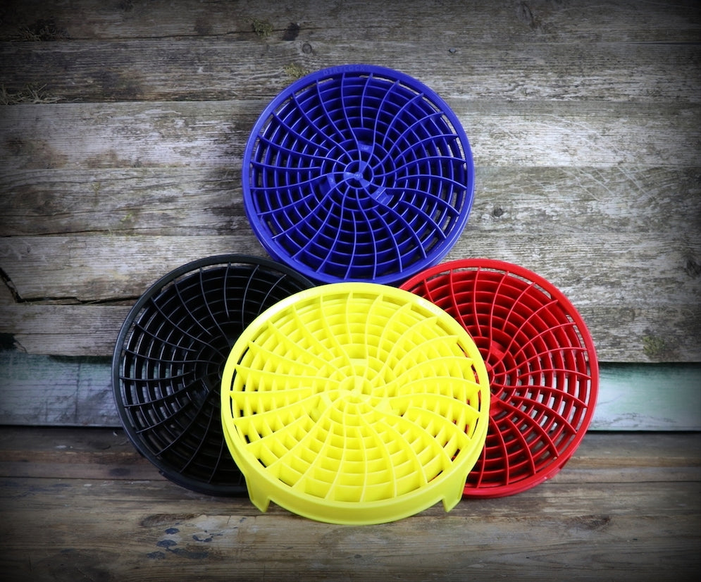 Grit Guard Bucket + Detail Guardz Dirtlock — Slims Detailing